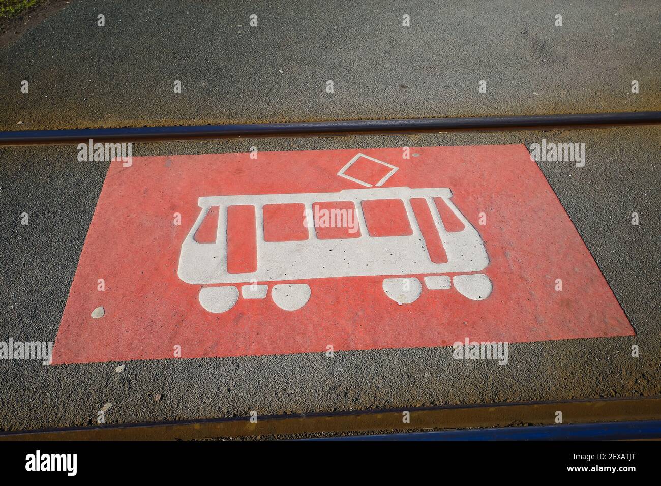 Panneau de signalisation d'avertissement tramway Banque d'image et ...