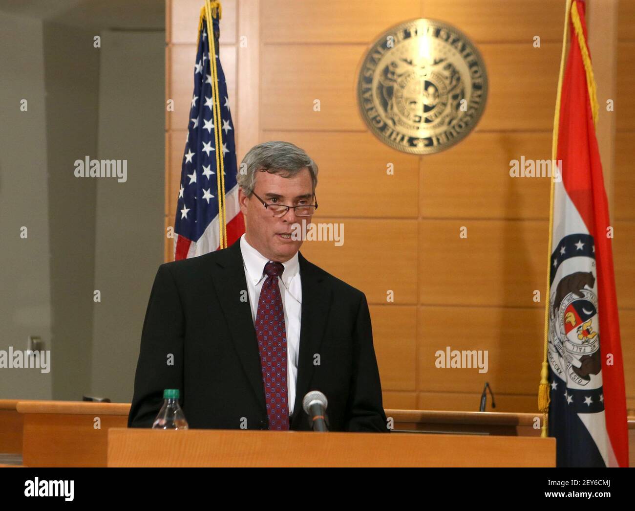 Le procureur du comté de St. Louis, Robert McCulloch, annonce la ...