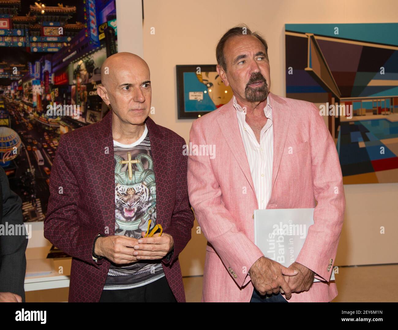 Miami - Floride, le 5 décembre 2014 : l'artiste Lluis Barba et Jorge ...