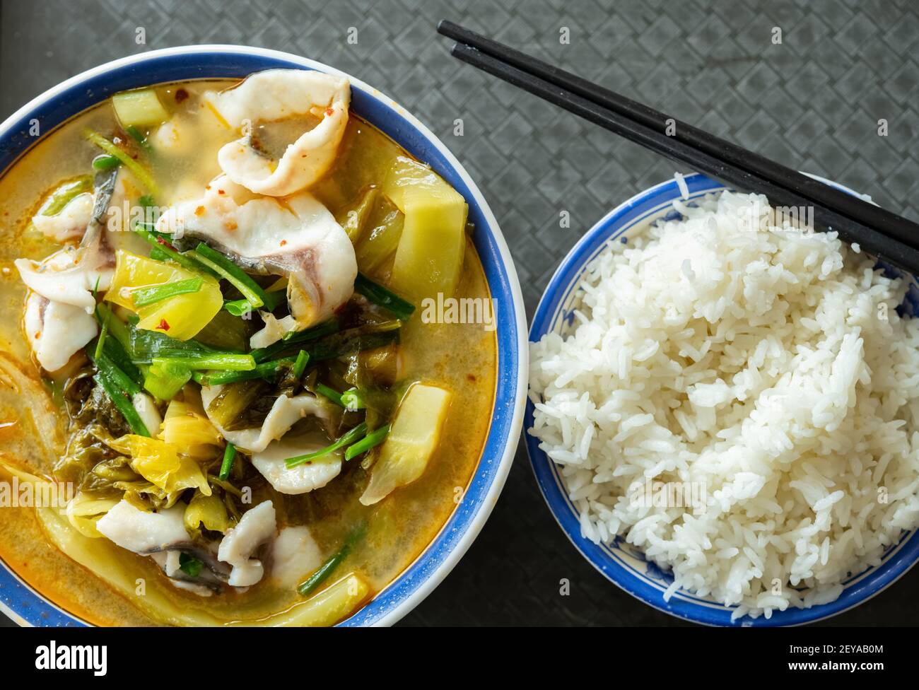 Poisson bouilli Banque de photographies et d’images à haute résolution ...