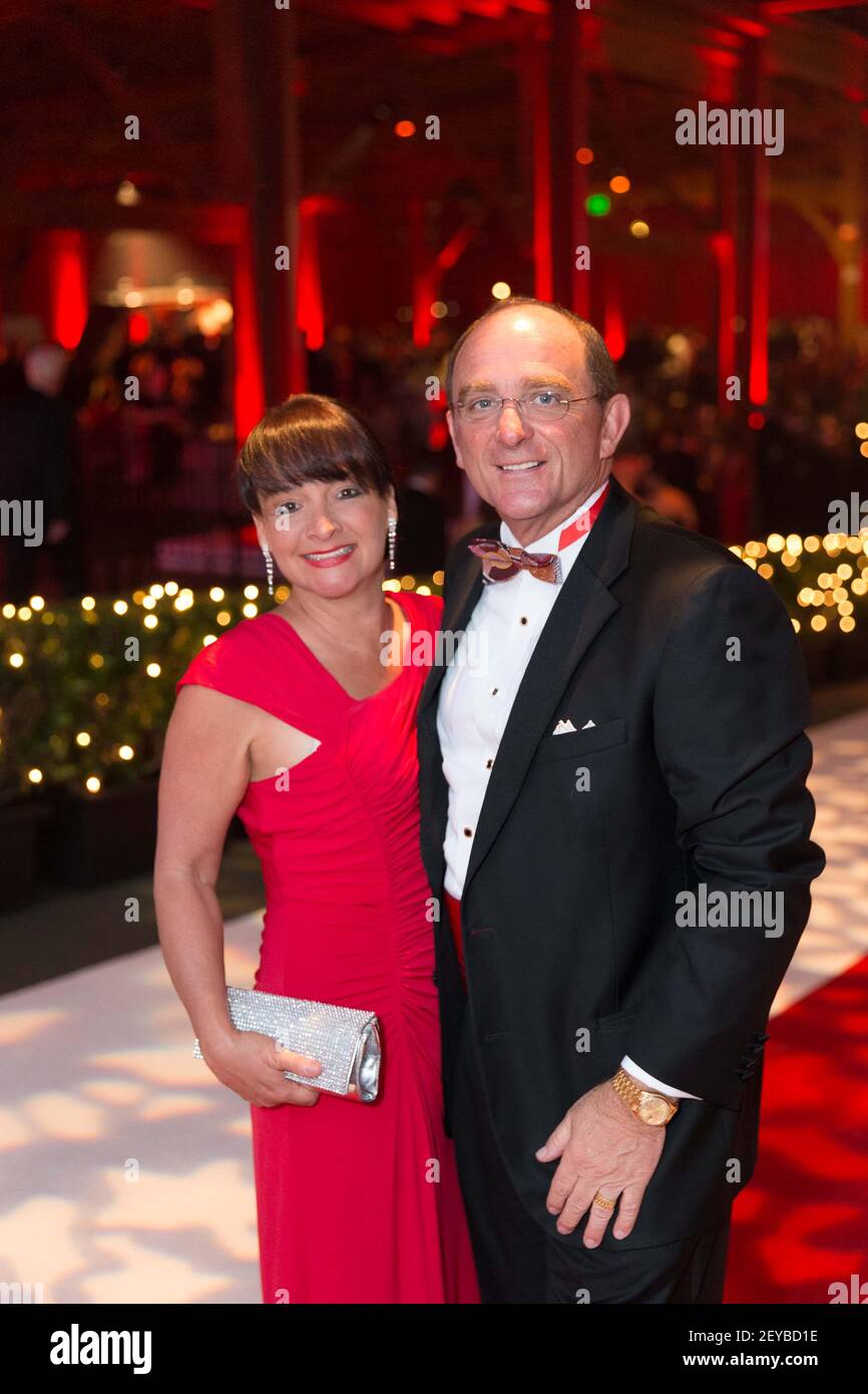 Barbara Klein, Tom Klein - 2013 Croix-Rouge Gala Hope by Design tenue à ...