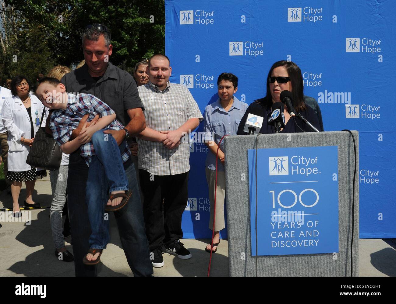 Dans cette photo publiée par la ville de l'espoir, Ryan Compton, 8 ans ...