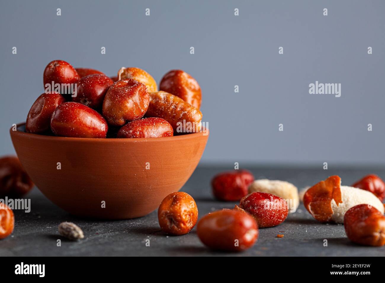 Igde fruit Banque de photographies et d’images à haute résolution - Alamy