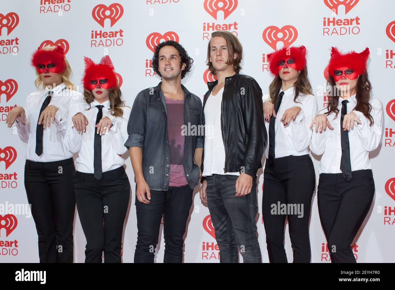 Bard ylvisaker and vegard ylvisaker of ylvis Banque de photographies et ...