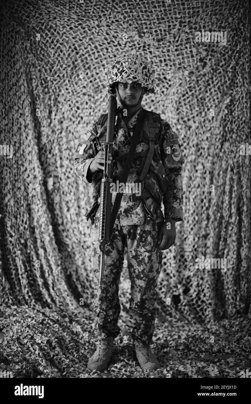 2013: LA PREMIÈRE SAISON DE COMBAT DE L'AFGHANISTAN Zaljinwalah Sawim ...