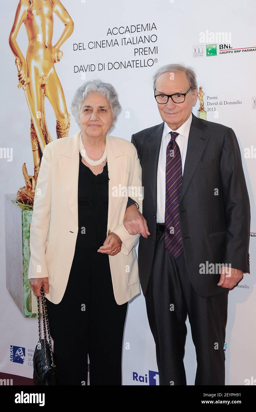 Ennio morricone and wife Banque de photographies et d’images à haute résolution - Alamy