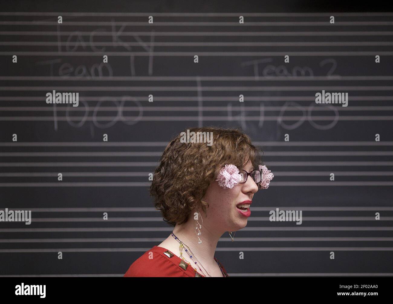 Les professeurs Allison Adrian et Amy Hamlin enseignent un cours jeudi ...