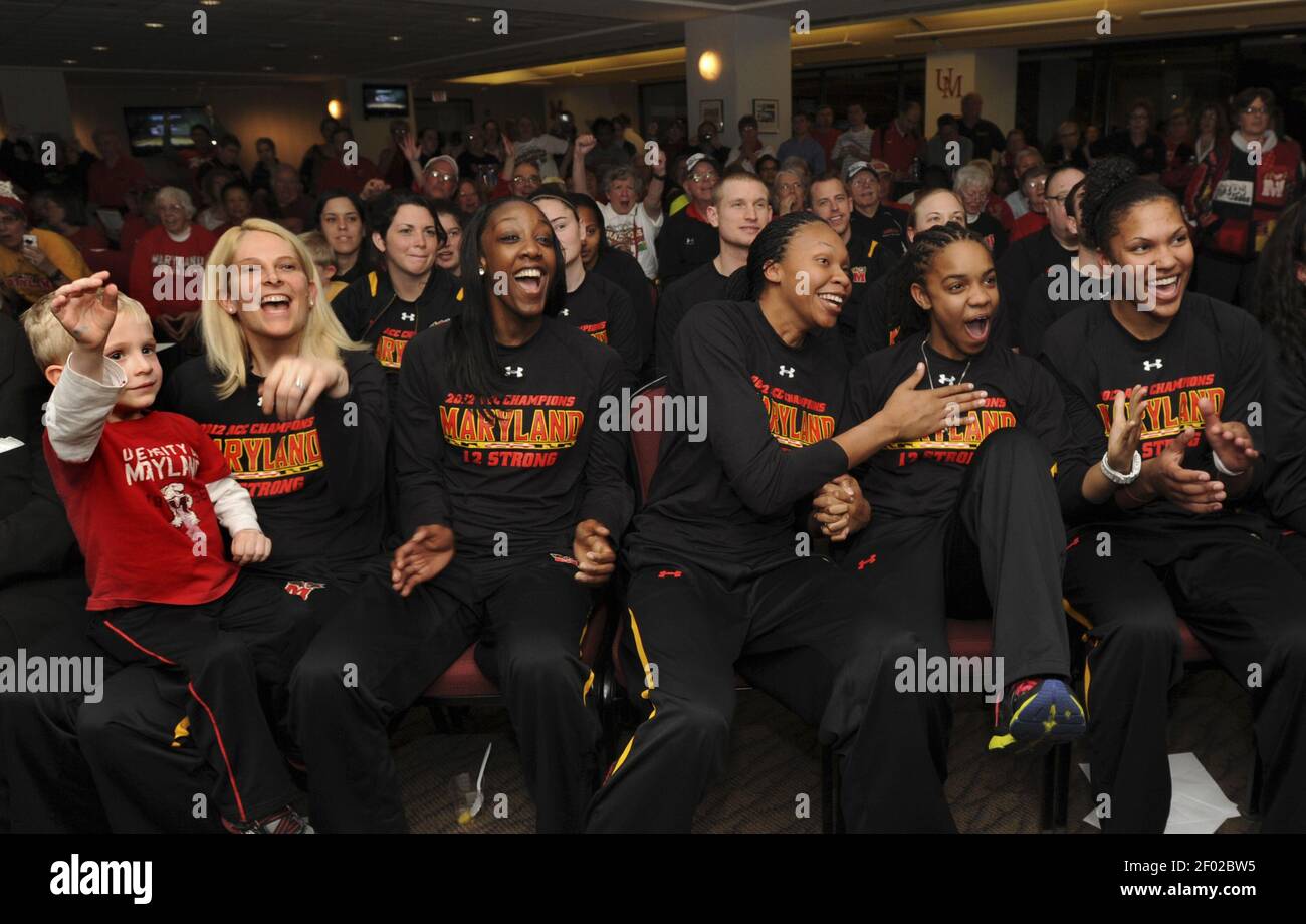 L'équipe féminine de basket-ball de l'Université du Maryland ...