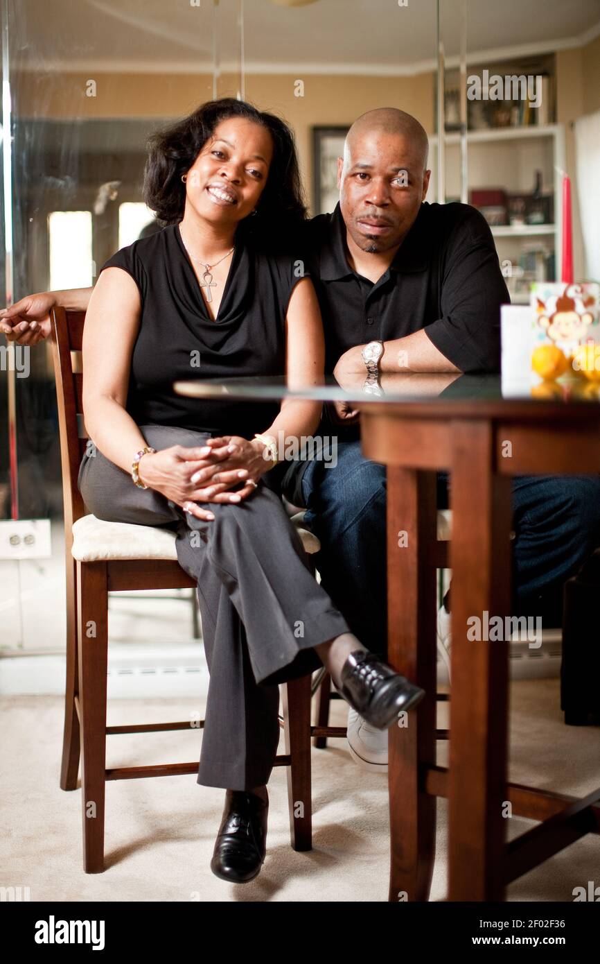 Jennifer Dyan Ghoston, 47 ans, à gauche, et son frère Harold Williams ...