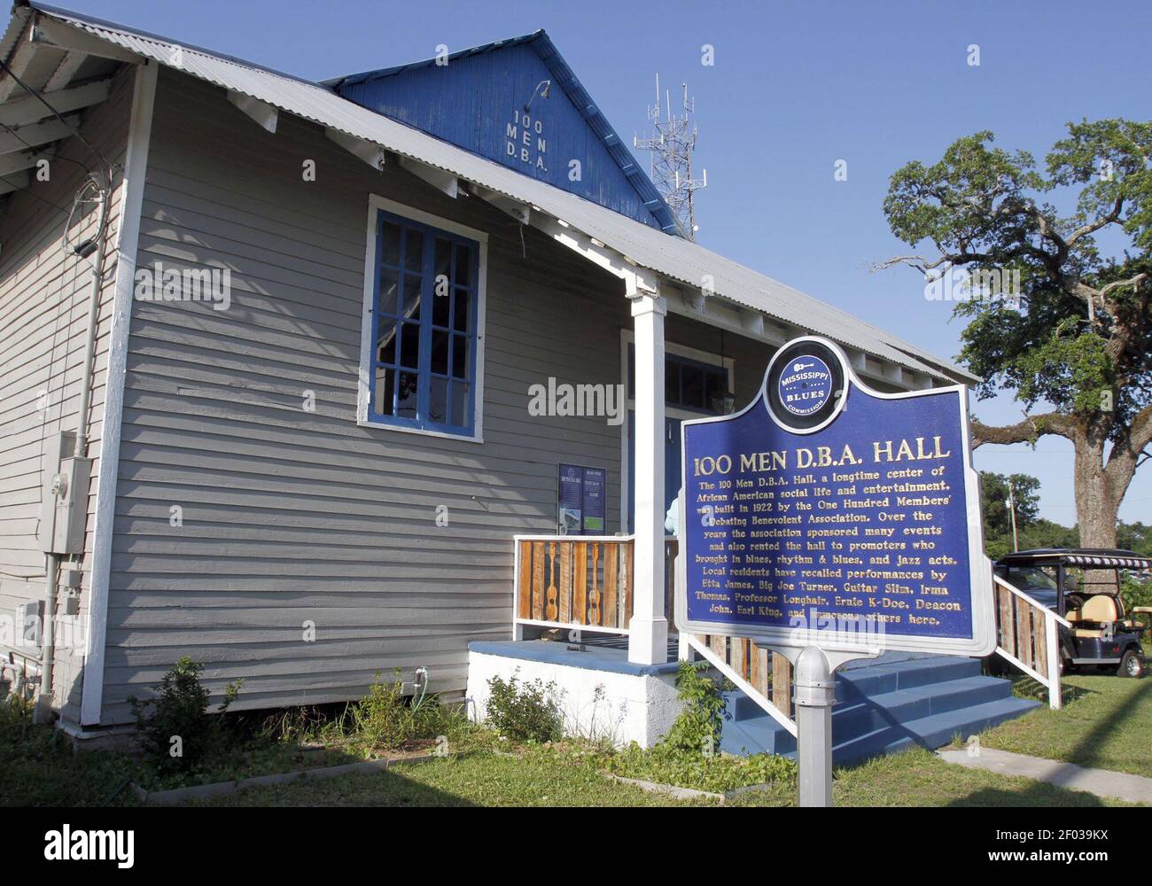 Un marqueur de blues du Mississippi dénote l'historique Men Hall de 100 ...