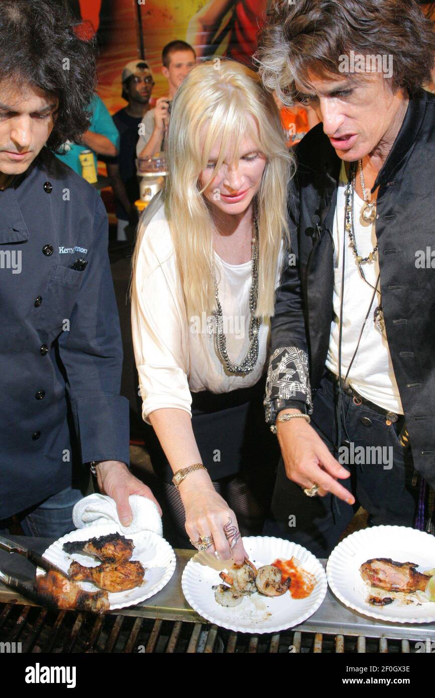 Joe perry wife billie paulette Banque de photographies et d’images à ...