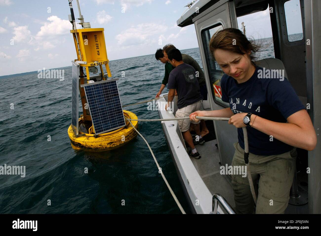 À bord d'un navire de recherche dans le lac Michigan, au large de ...