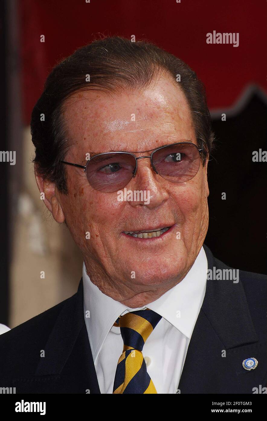 Roger Moore. 11 octobre 2007 - Hollywood, Californie. Roger Moore ...