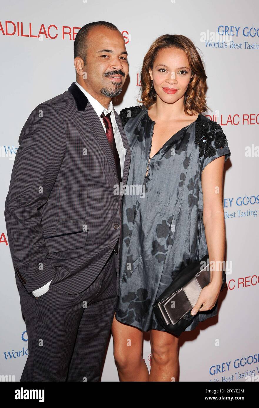 Jeffrey wright and carmen ejogo Banque de photographies et d’images à ...