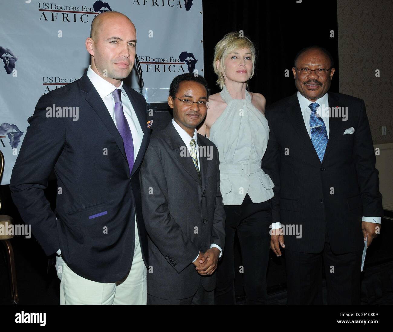 Billy Zane, fondateur des médecins américains pour l'Afrique, Ted ...