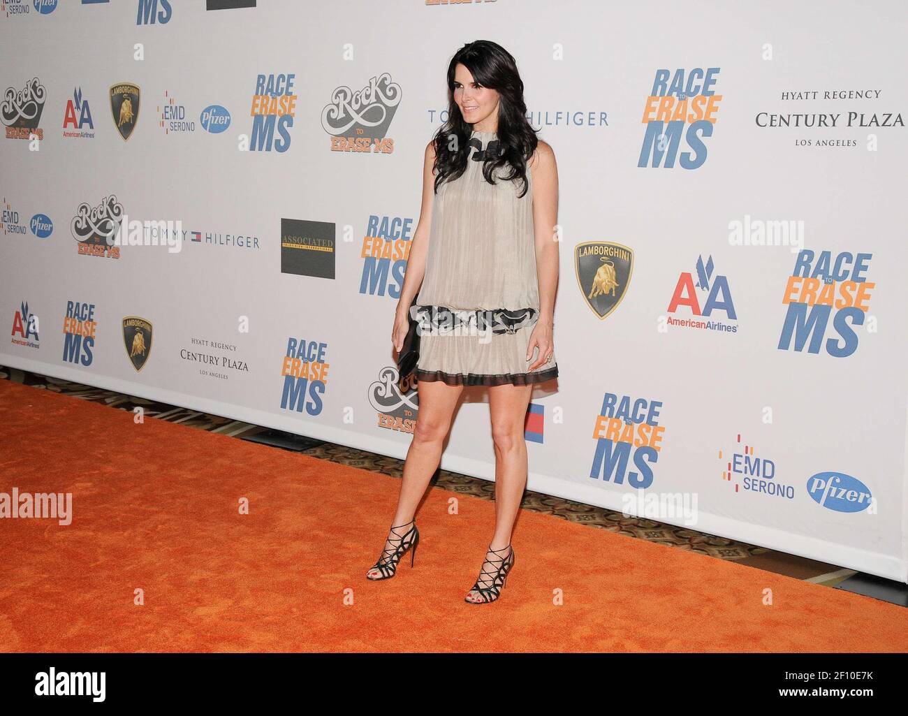 Angie Harmon. 8 mai 2009, Century City, CA. 16e course annuelle pour ...