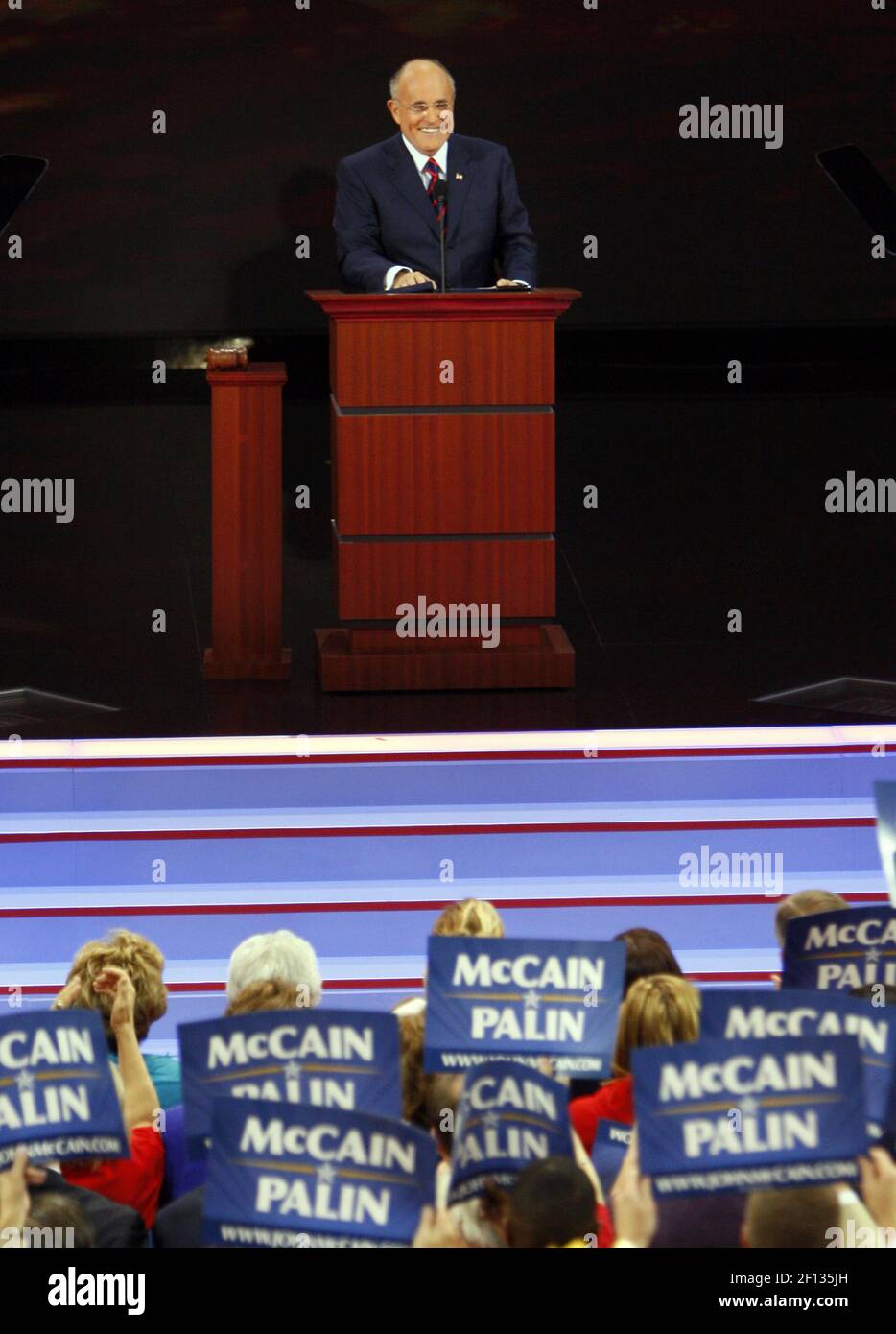 Rudy Giuliani, ancien maire de New York, s'adresse au Congrès national ...