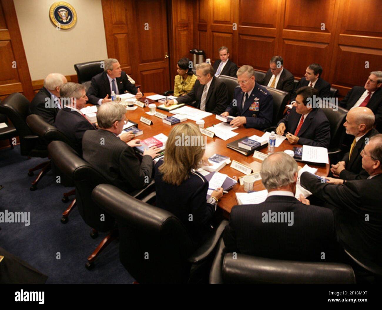 KRT US NEWS STORY SLUGGED: WMD-COMMISSION KRT PHOTO PAR ERIC TTABLIER ...