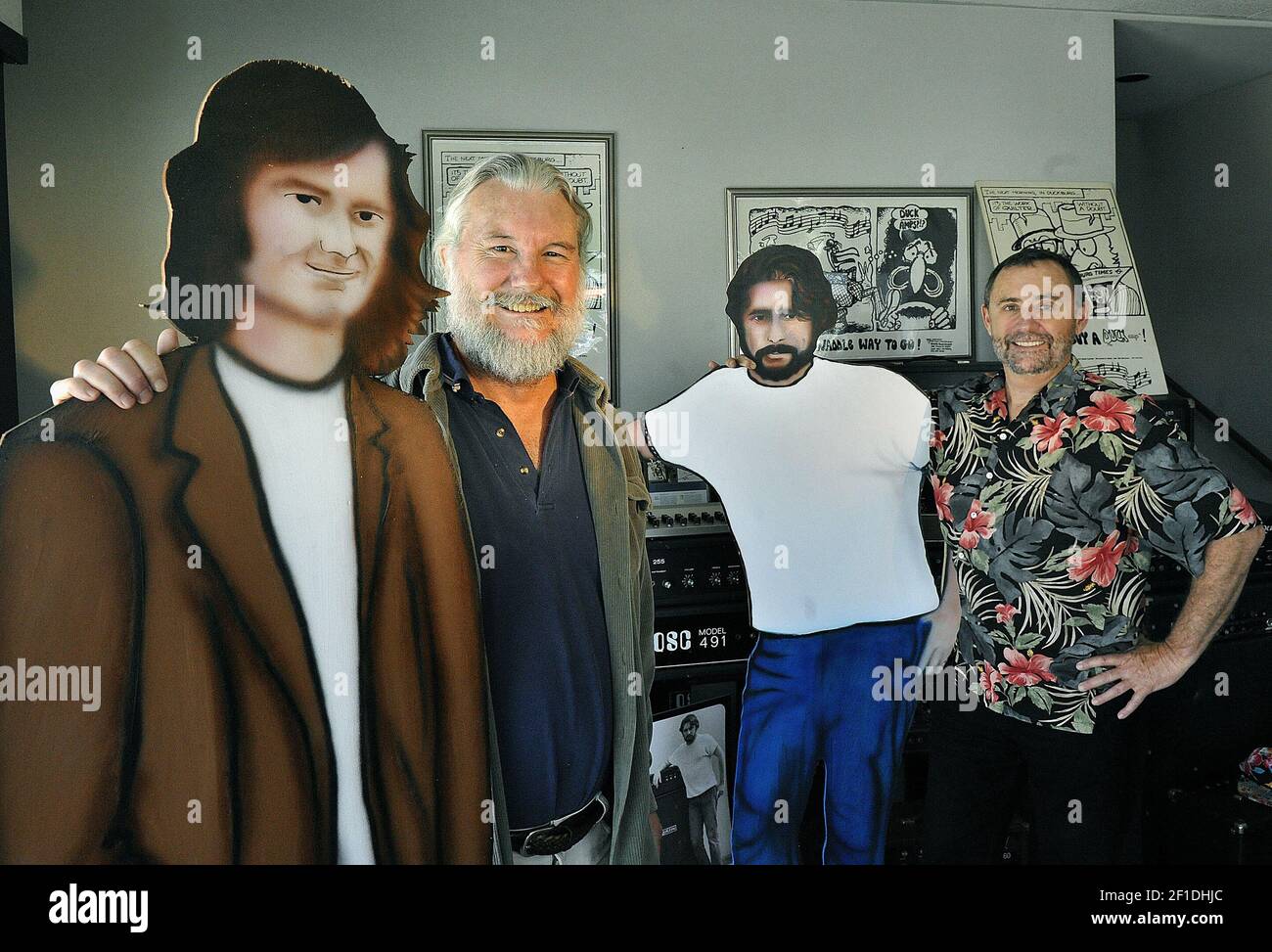 Patrick H. Quilter, président de QSC Audio Products, à gauche, et Barry ...