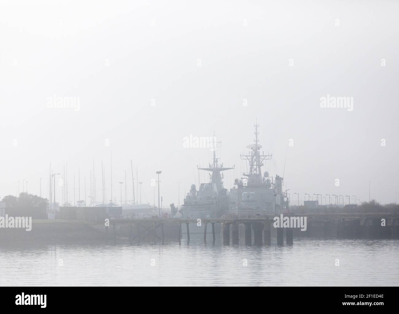 Navel naval navel Banque de photographies et d’images à haute ...