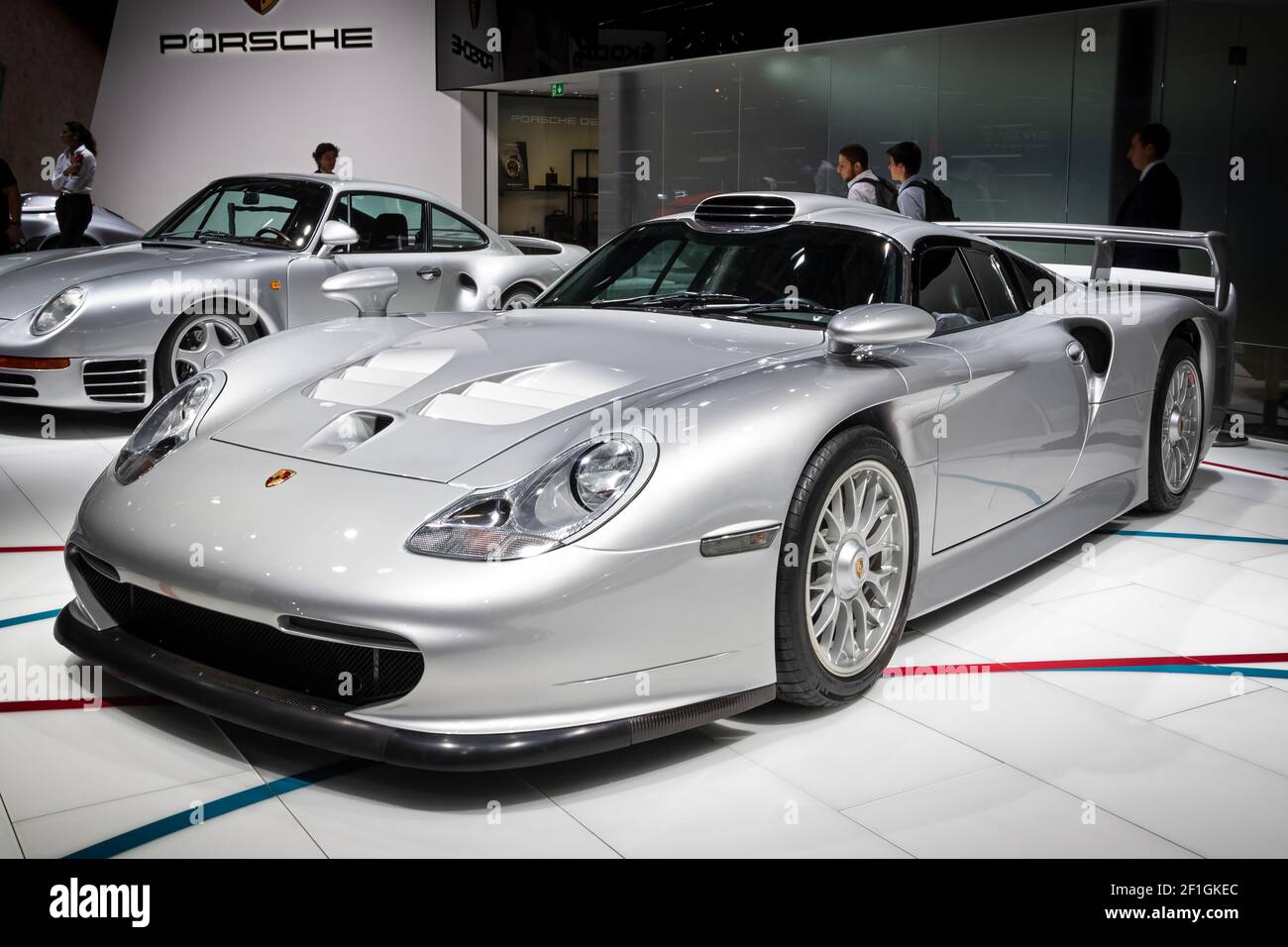 Version de rue 1997 Banque de photographies et d’images à haute résolution - Alamy