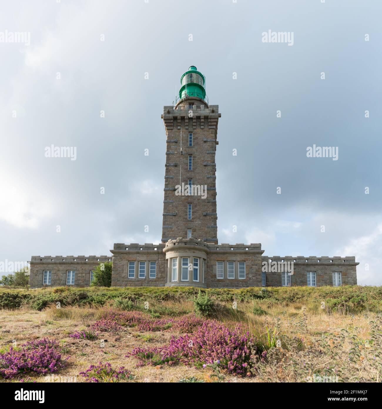 Cap frehel lighthouse Banque de photographies et d’images à haute ...