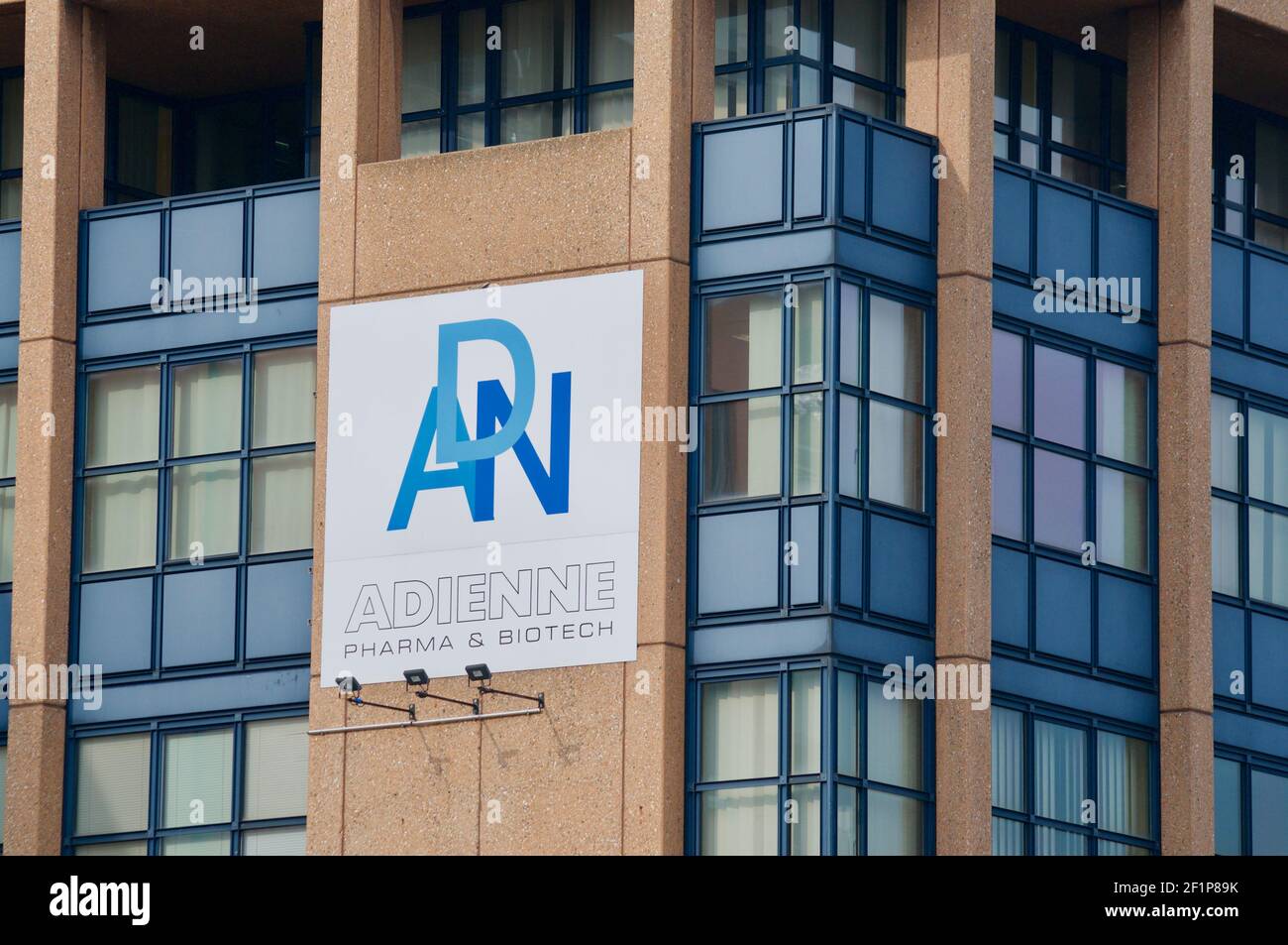 Adienne pharma et biontech Banque de photographies et d’images à haute ...