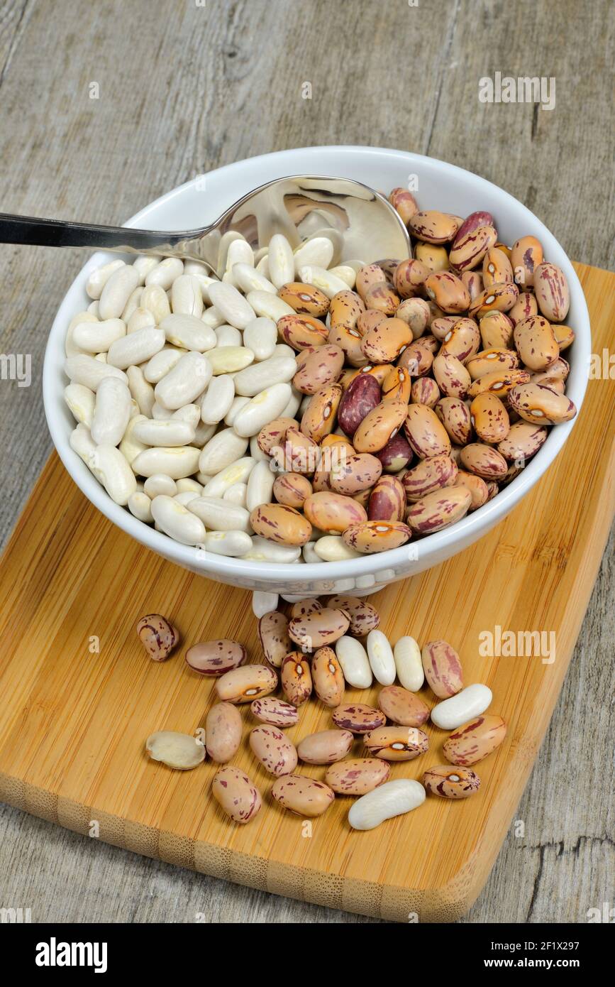 Haricots rouges et blancs Banque de photographies et d’images à haute ...