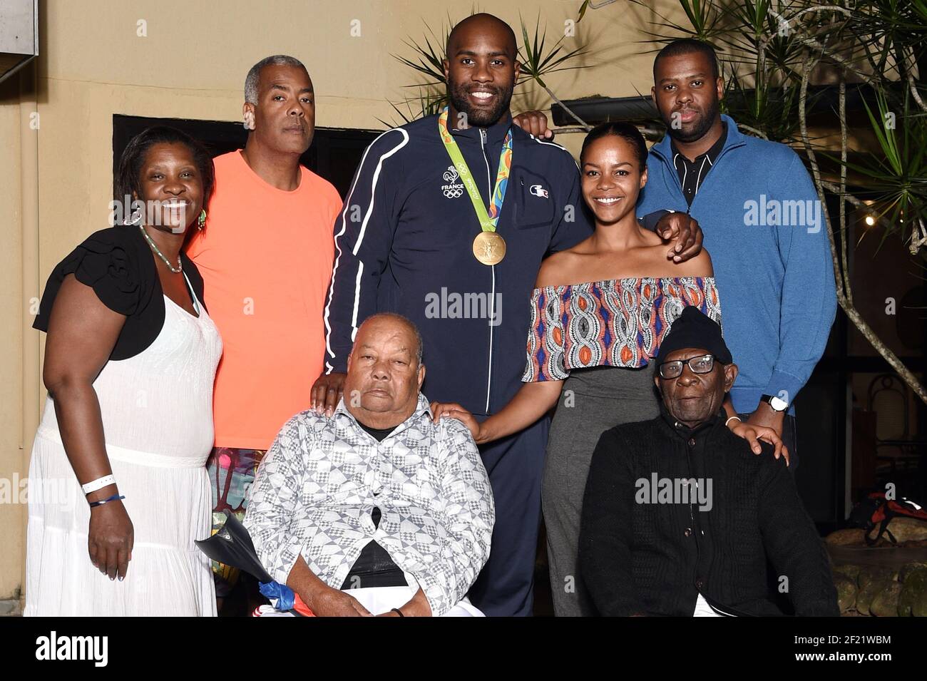 Teddy Riner famille : Marie-Pierre Riner (mère), Moise Riner (père ...