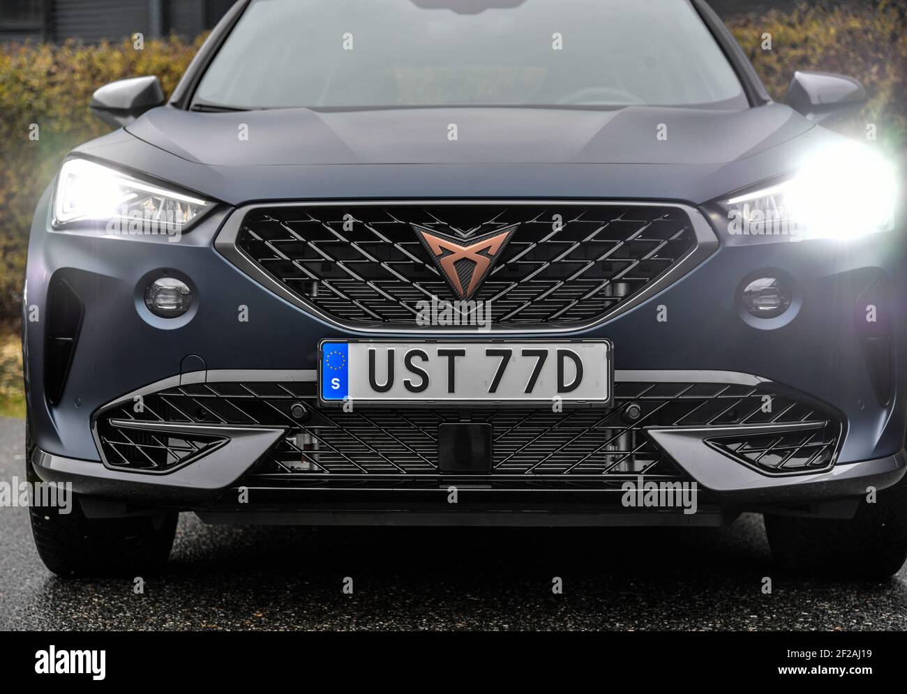 Cupra formentor Banque de photographies et d’images à haute résolution ...