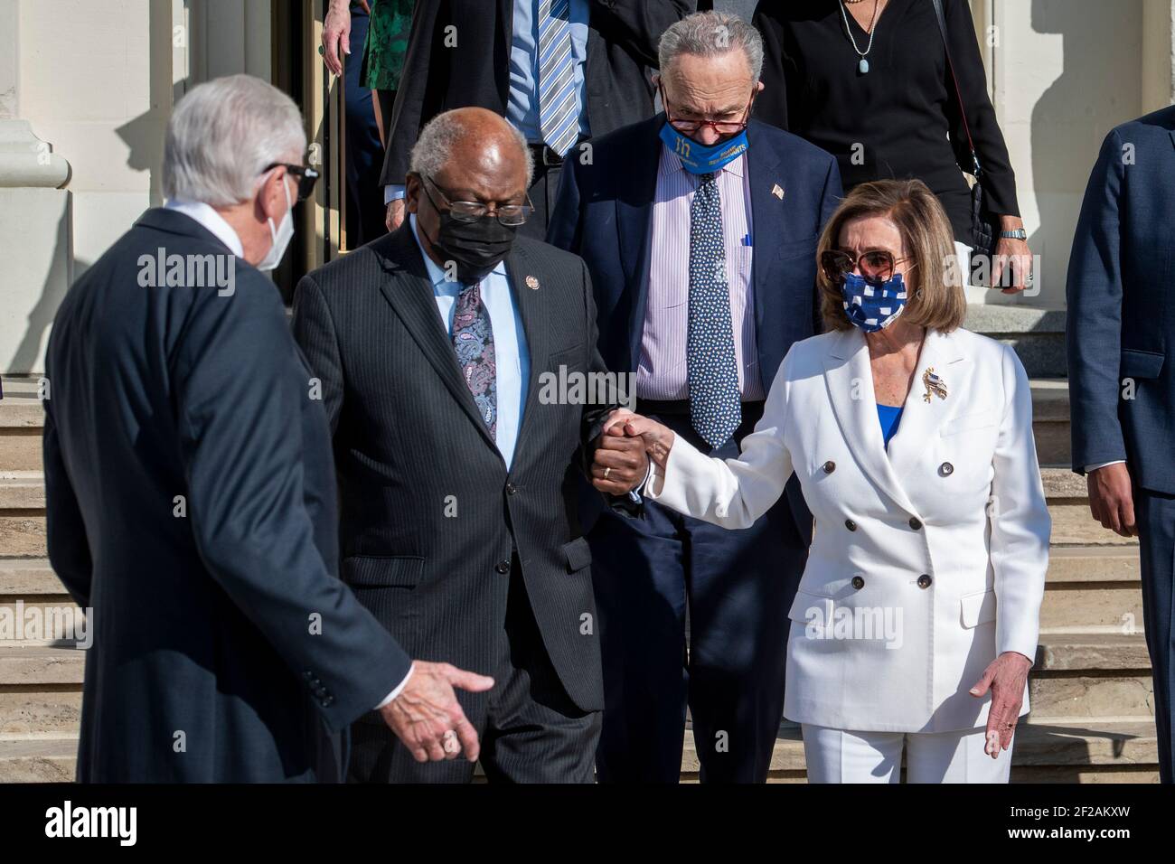 Président de la Chambre des représentants des États-Unis Nancy Pelosi ...