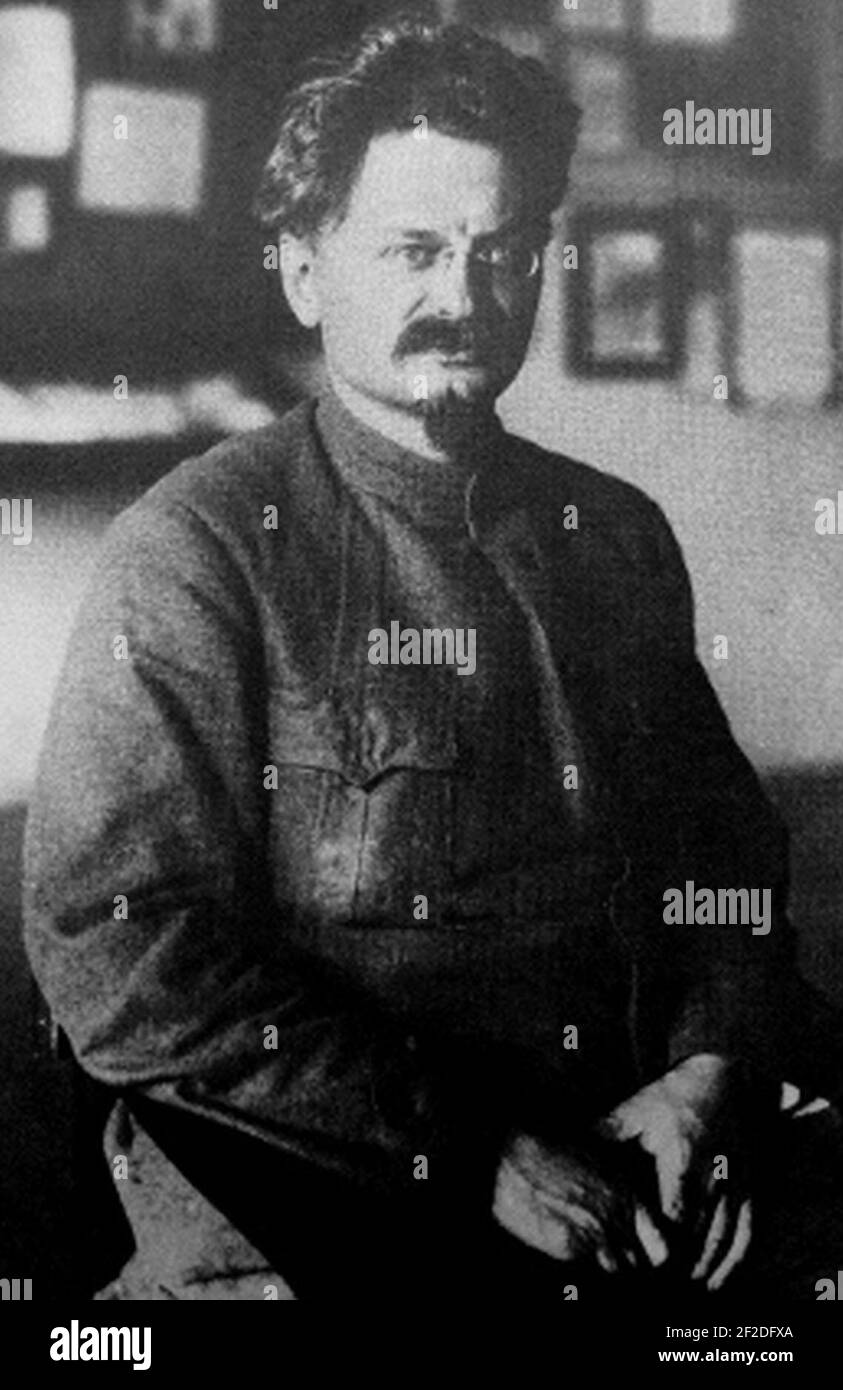 Leon trotsky portrait Banque de photographies et d’images à haute ...