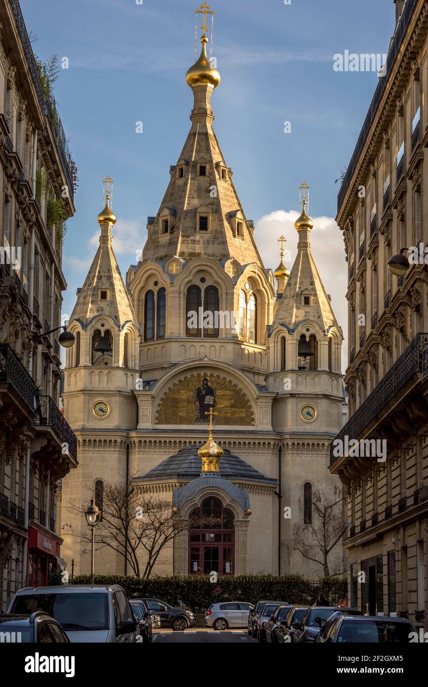 église russe rue daru paris Banque de photographies et d’images à haute résolution - Alamy