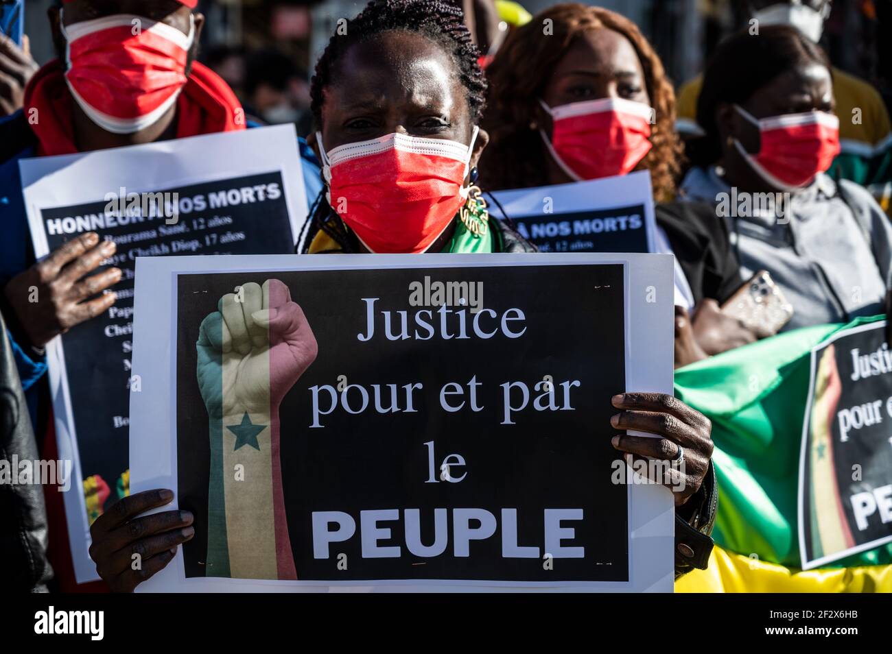 Violation des droits de l'homme Banque de photographies et d’images à ...