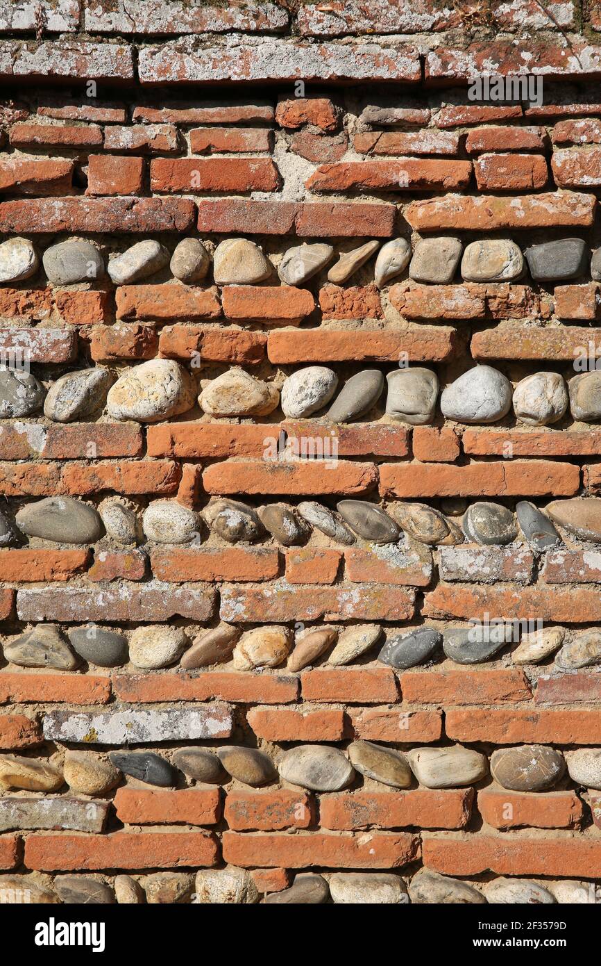 Mur de galets sud de la france Banque de photographies et d’images à ...