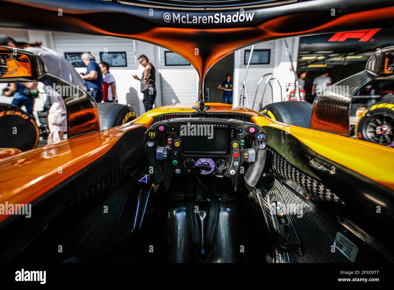 F1 car cockpit mclaren Banque de photographies et d’images à haute ...