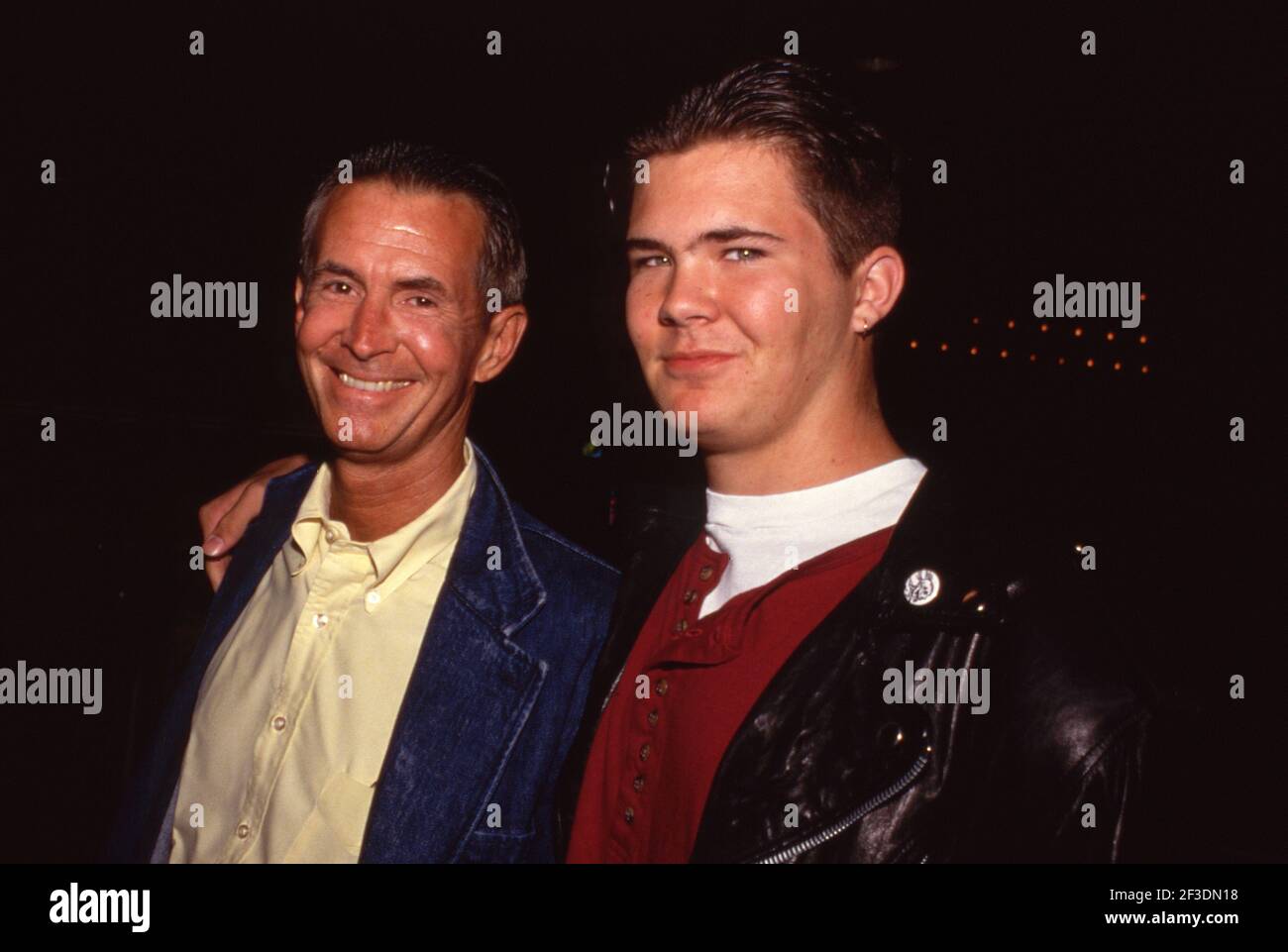 CENTURY CITY,CA - SEPTEMBRE 10 : l'acteur Anthony Perkins et son fils ...
