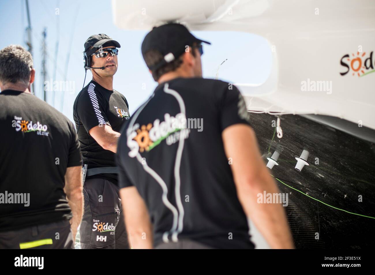 Le skipper français Thomas Coville, Sobbo Ultim, avant le début du pont ...