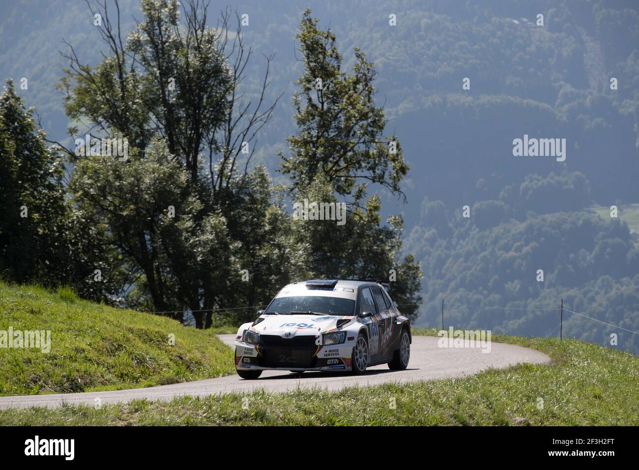 Renaud blanc Banque de photographies et d’images à haute résolution - Alamy