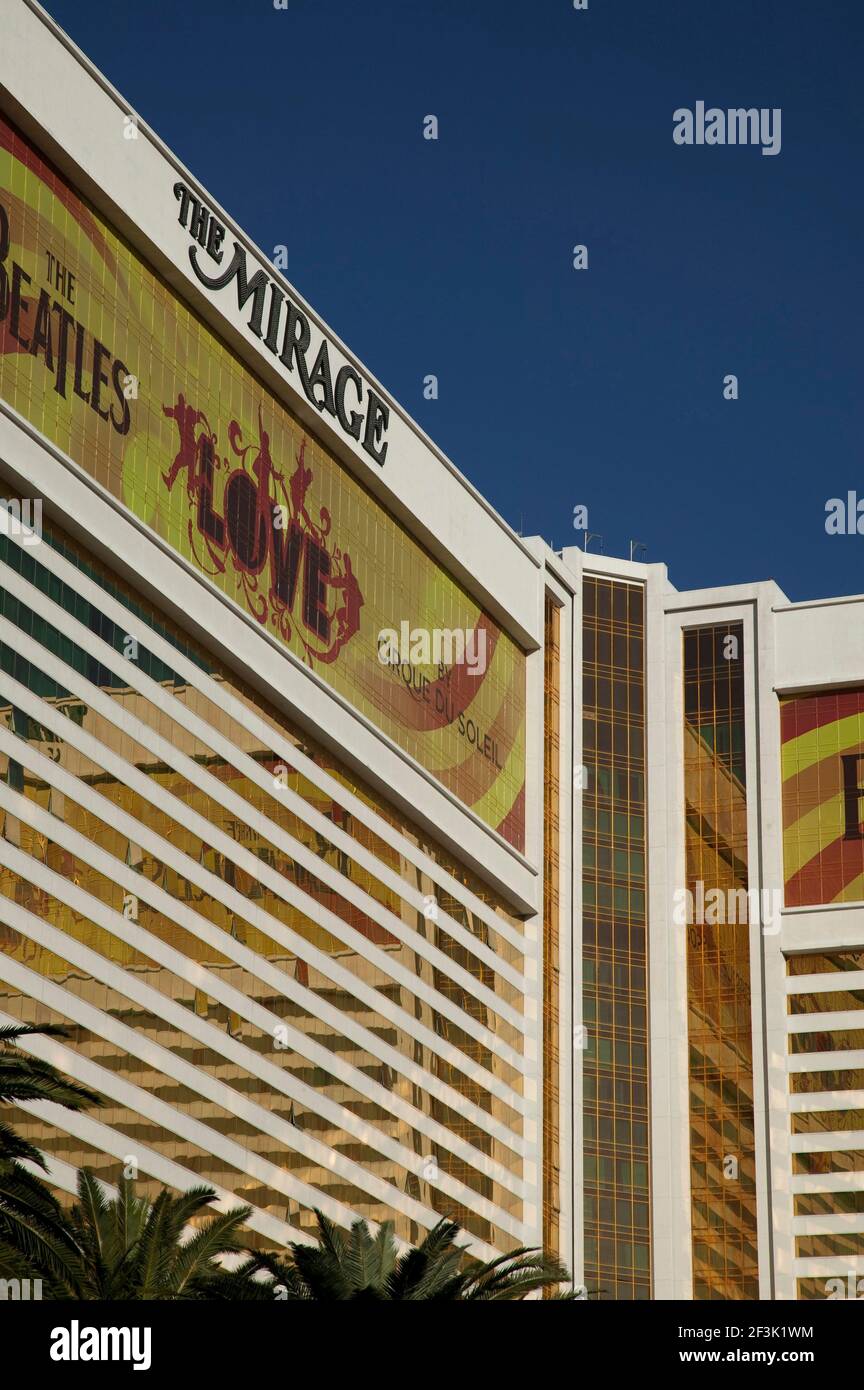 Mirage hotel sign Banque de photographies et d’images à haute ...