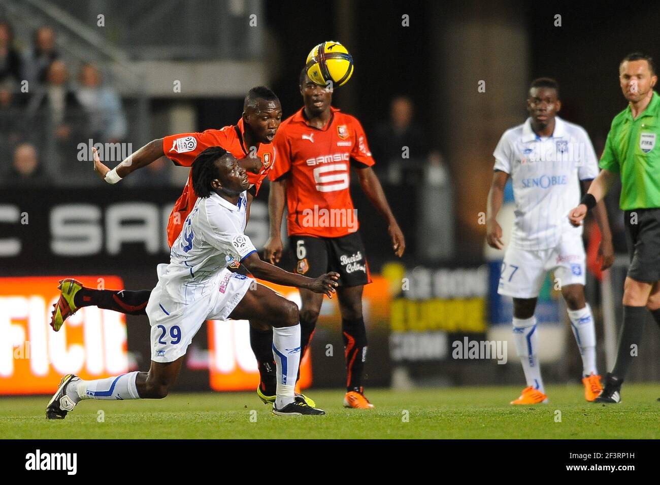 Delvin chanel ndinga Banque de photographies et d’images à haute ...