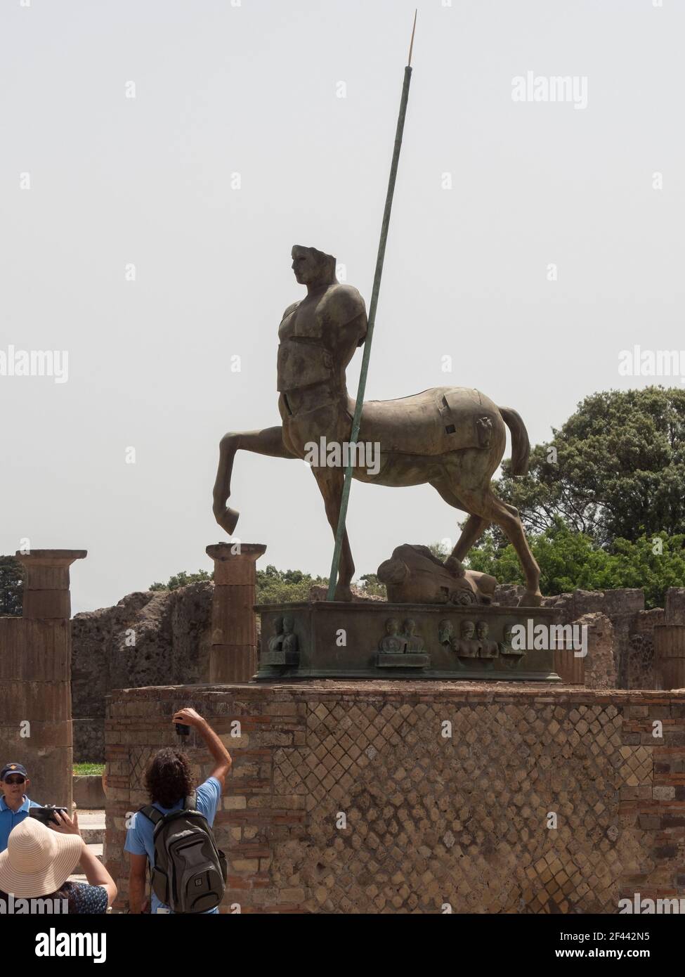 Statue moderne pompéi centaure Banque de photographies et d’images à ...