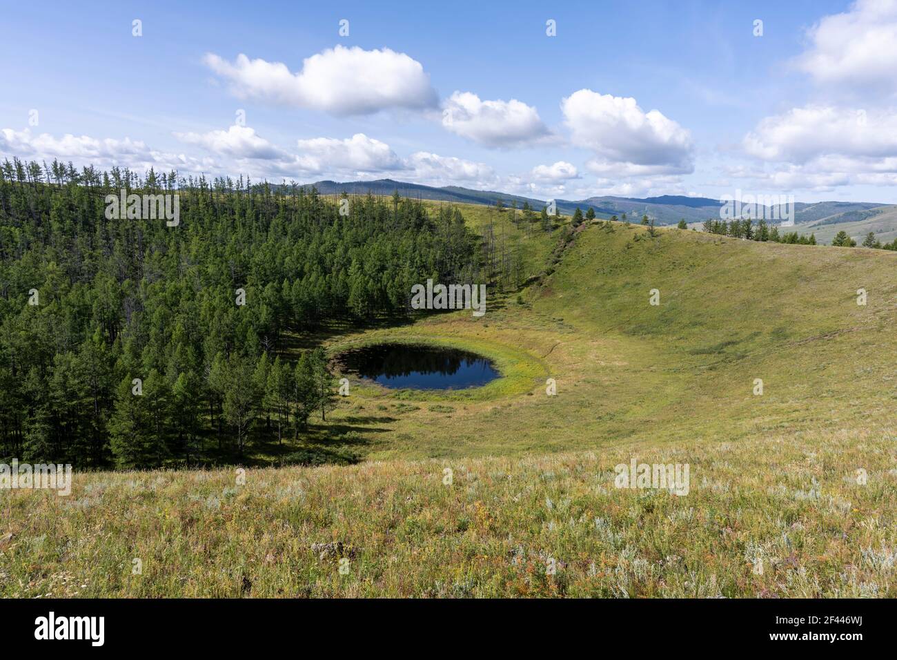 Volcan tulga Banque de photographies et d’images à haute résolution - Alamy