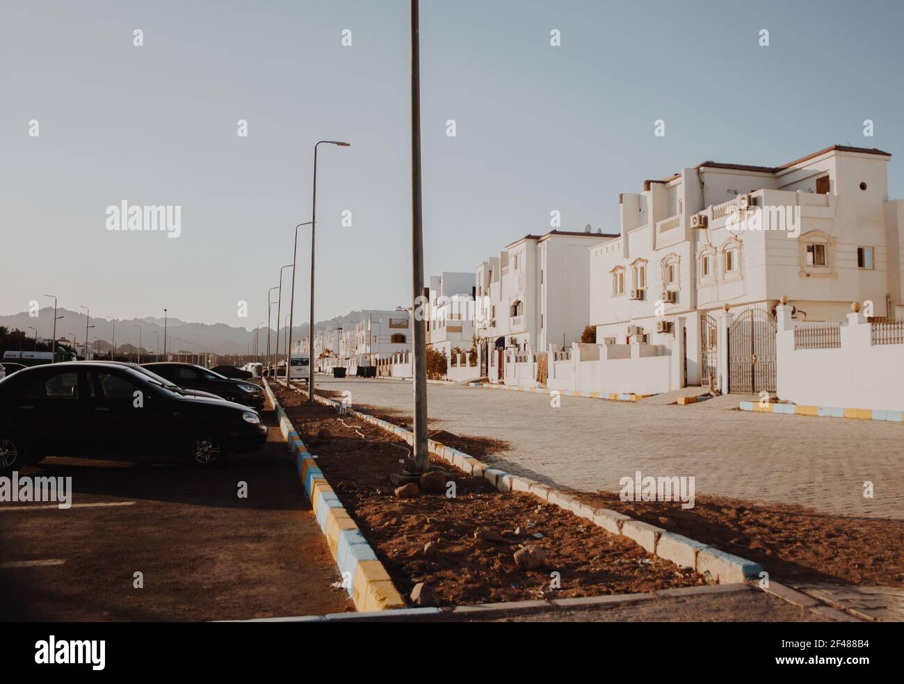 Maisons en terre Banque de photographies et d’images à haute résolution ...