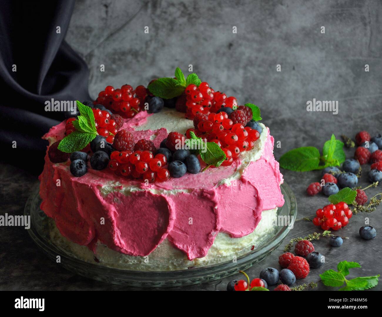 Gateau Aux Fruits Banque d'image et photos - Alamy