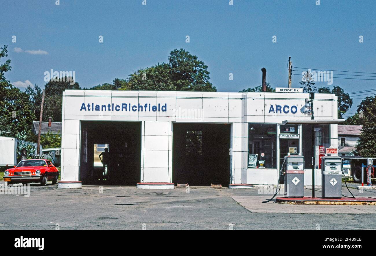 Arco Gas Station Banque De Photographies Et Dimages à Haute Résolution