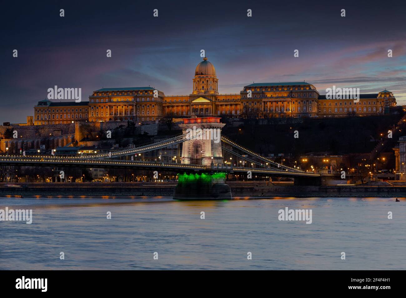 Pont vert budapest Banque de photographies et d’images à haute ...