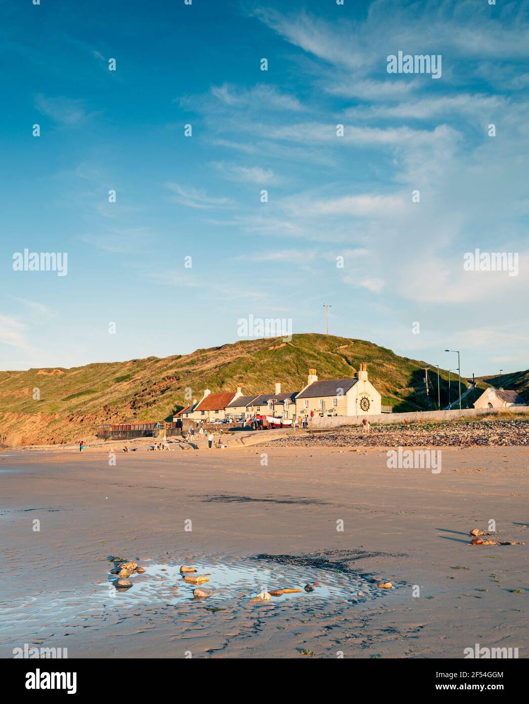 Saltburn coast Banque de photographies et d’images à haute résolution ...