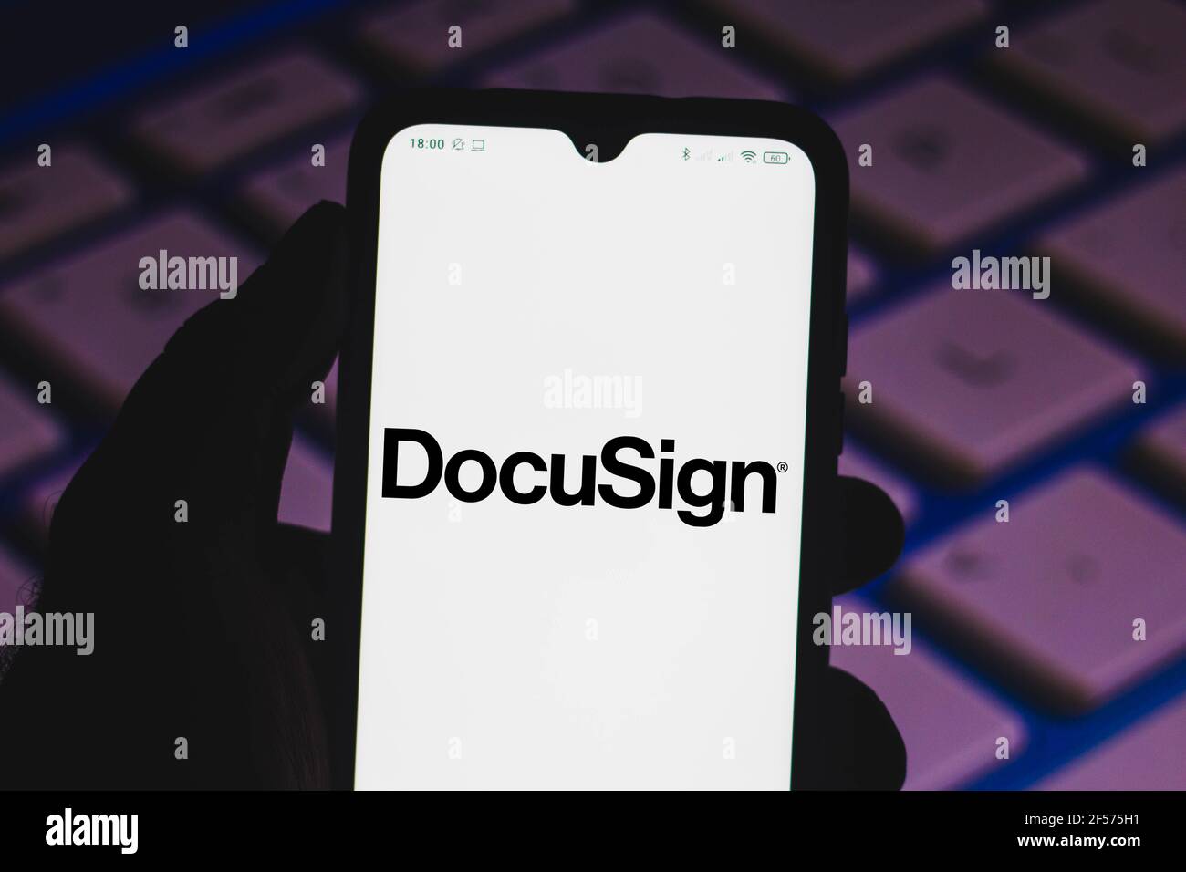 Logo docusign Banque de photographies et d’images à haute résolution - Alamy