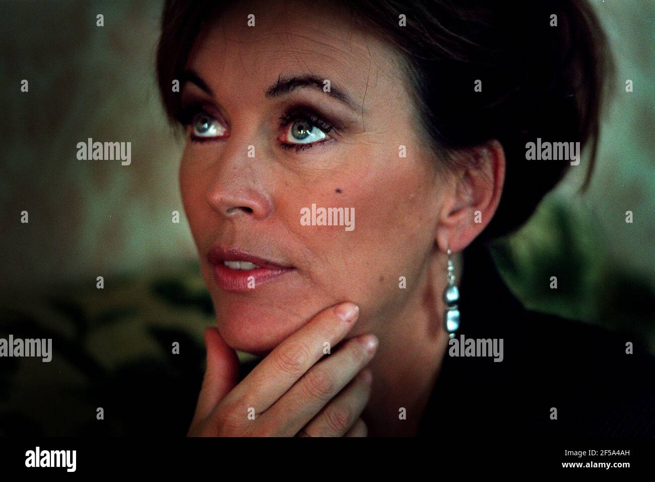 Leslie ann Banque de photographies et d’images à haute résolution - Alamy